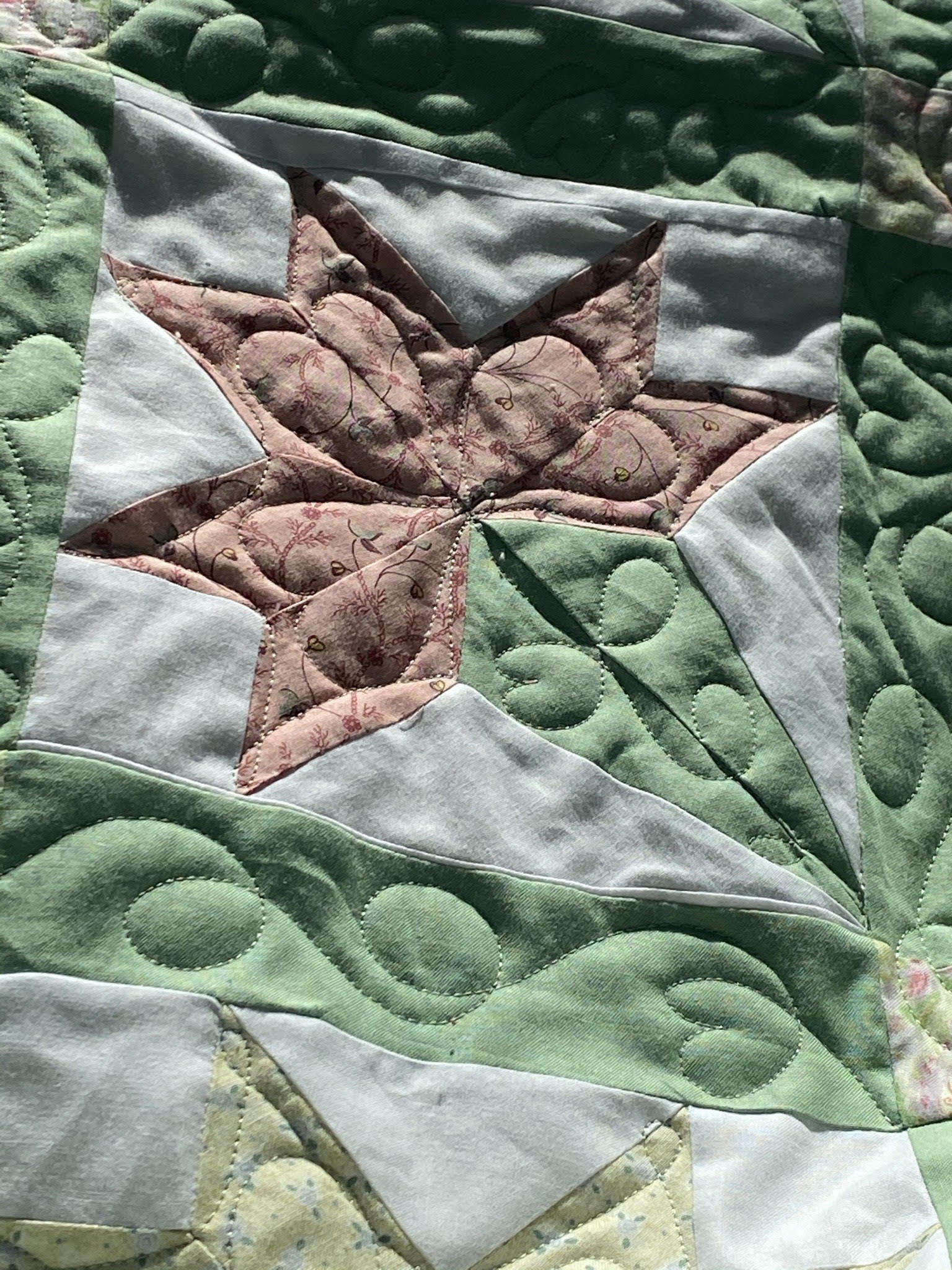 Sandy Bailey – Too Busy Bs - A Quilters Life