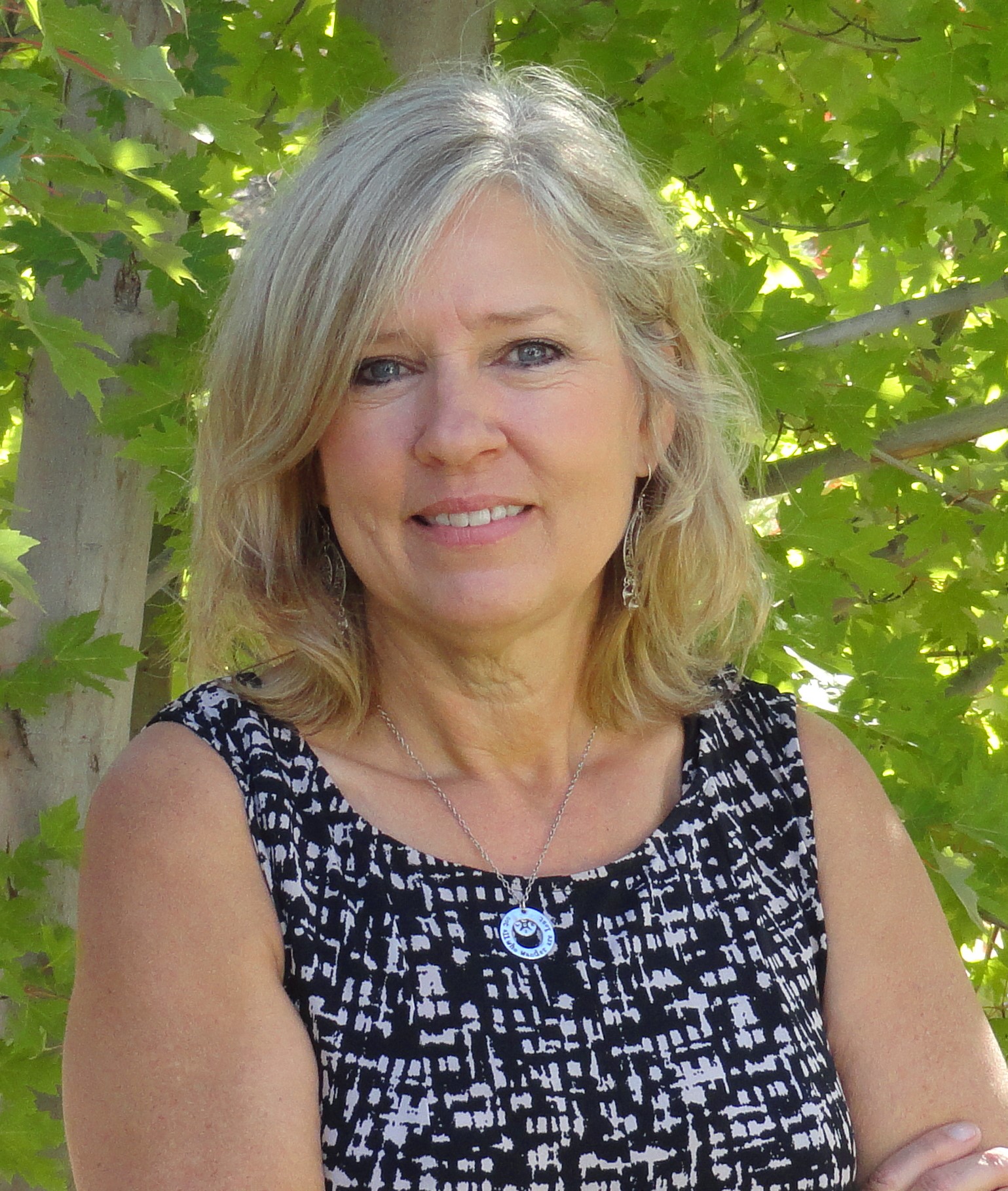 Lori Dejarnatt - A Quilters Life